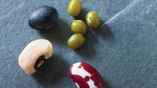 4 unique beans: black soybeans, anasazi, mung and black-eyed peas ...