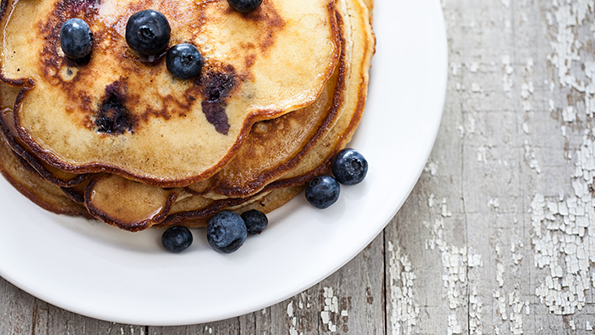 3 alternative pancake mixes for special diets - Delicious Living
